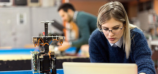 Facing Generative AI with the lessons learned in 2023 | Orange Business